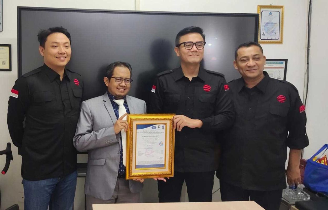 Penyerahan Sertifikat ISO 9001:2015 - Badan Sertifikasi ISO - IQC-SI ...